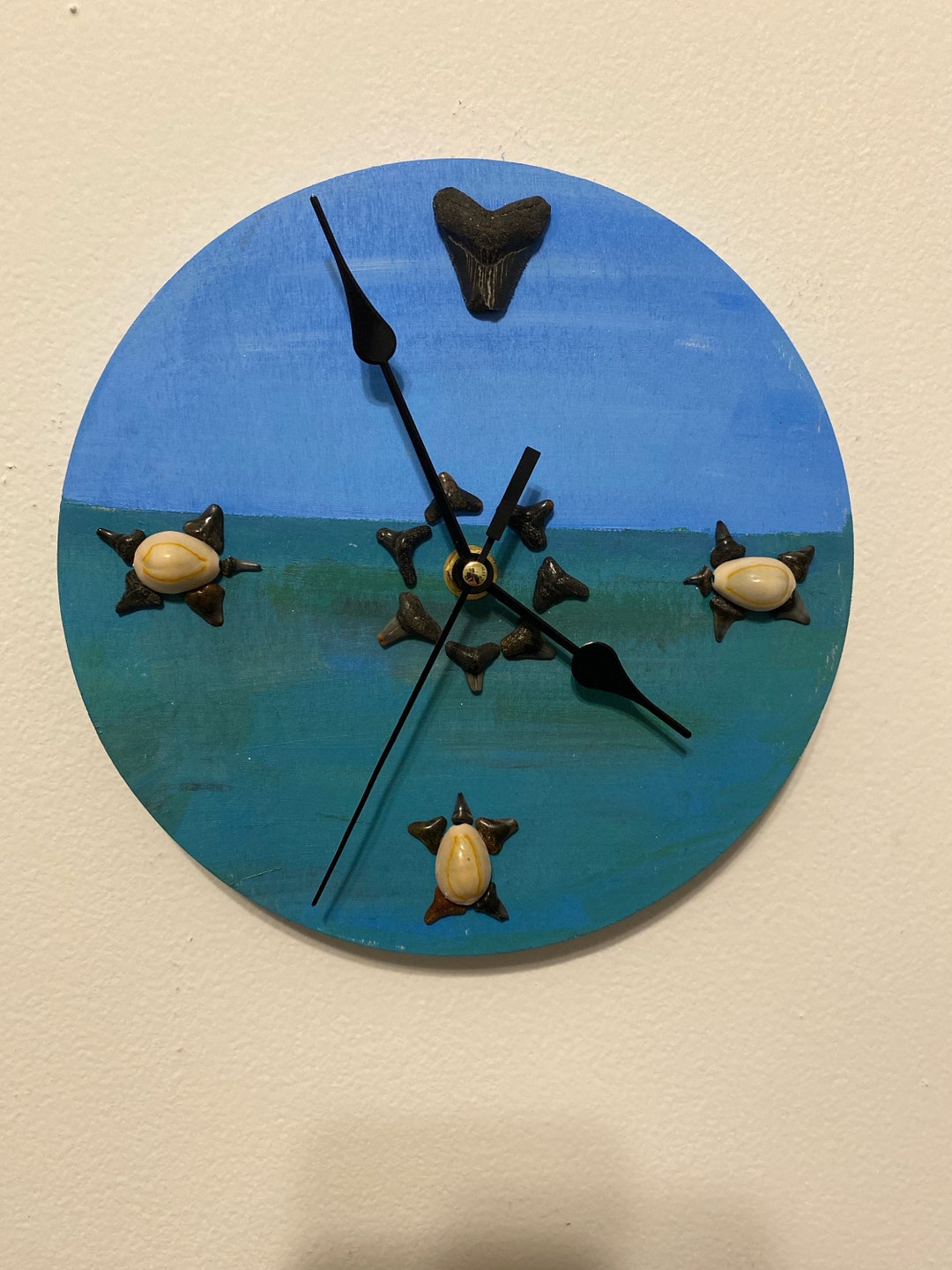 Beautiful Shark Tooth Turtle Shell Clock for Wall - Etsy