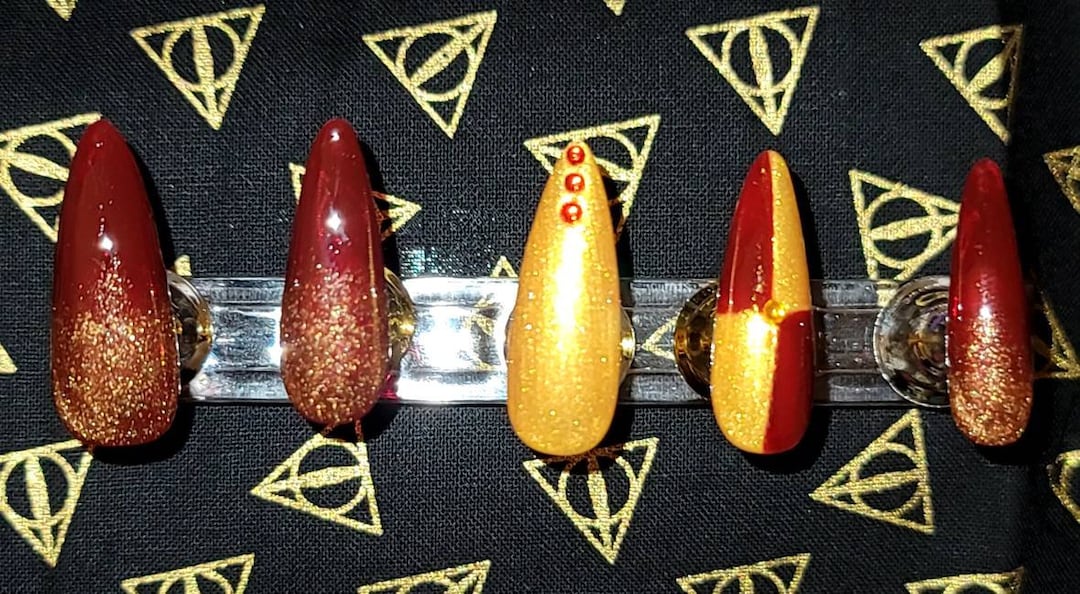 Gryffindor Inspired Press-on Nails - Etsy