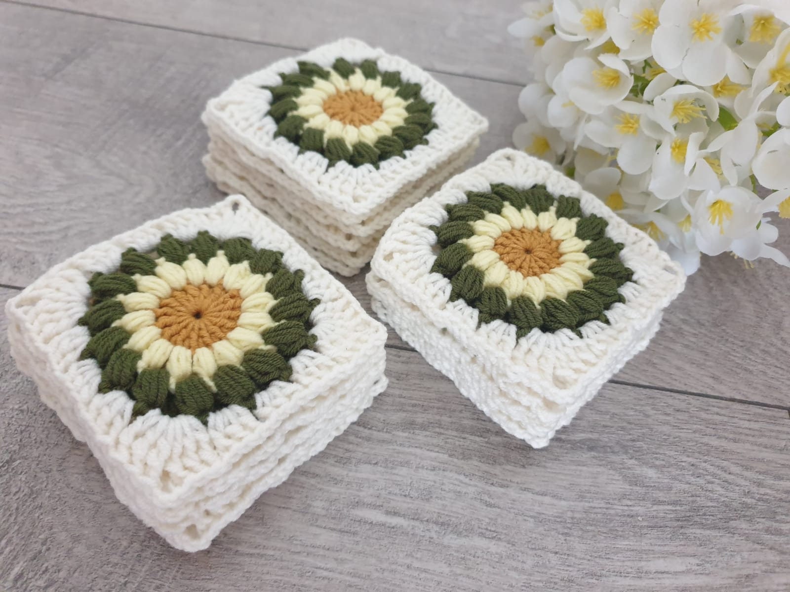 Granny Square Doilies,granny Square Applique, Individual Granny ...