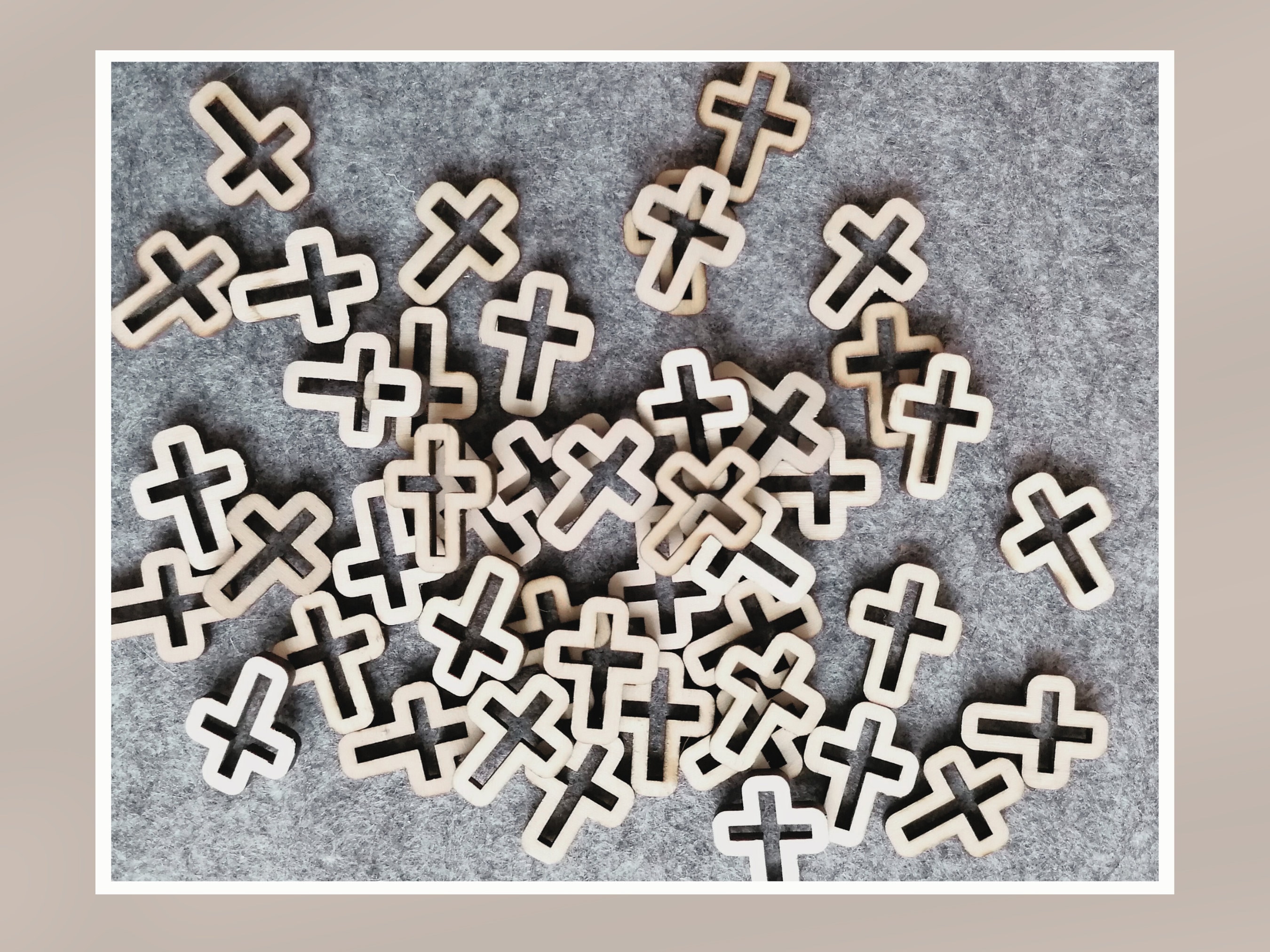 Wooden Cross Cutout 50 Pieces, Blank Christian Shapes, Easter Table ...