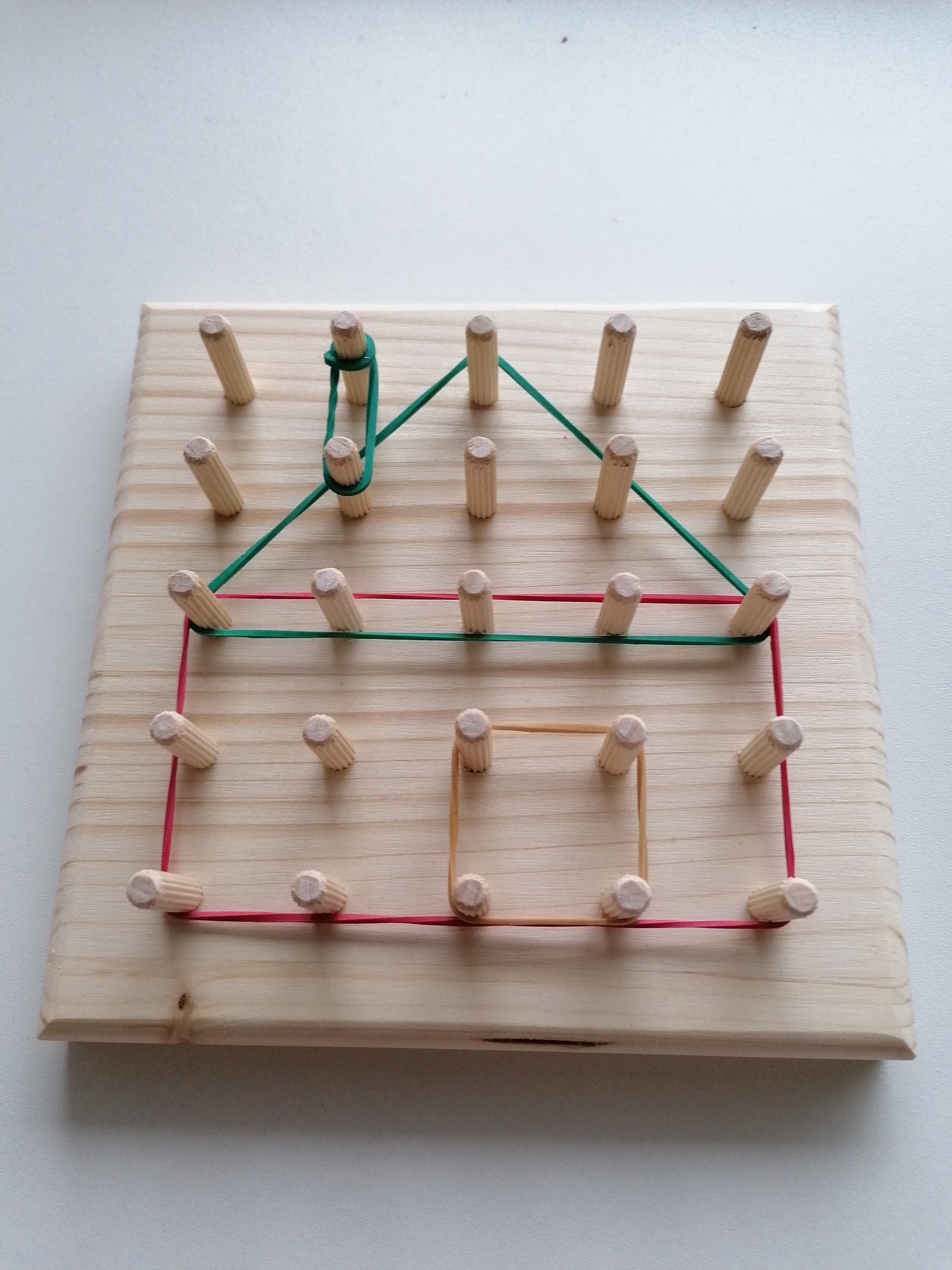 Geoboard Montessori Learning Toy for Toddlers, Develop Skills for Pre-k ...