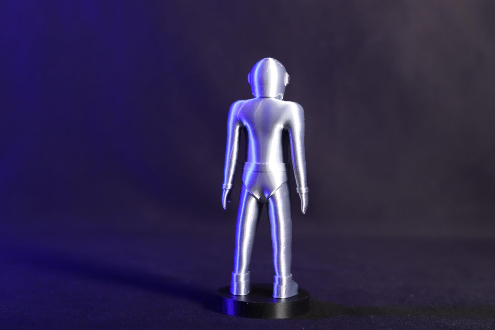 Gort the Robot With Base the Day the Earth Stood Still Scifi Figure ...