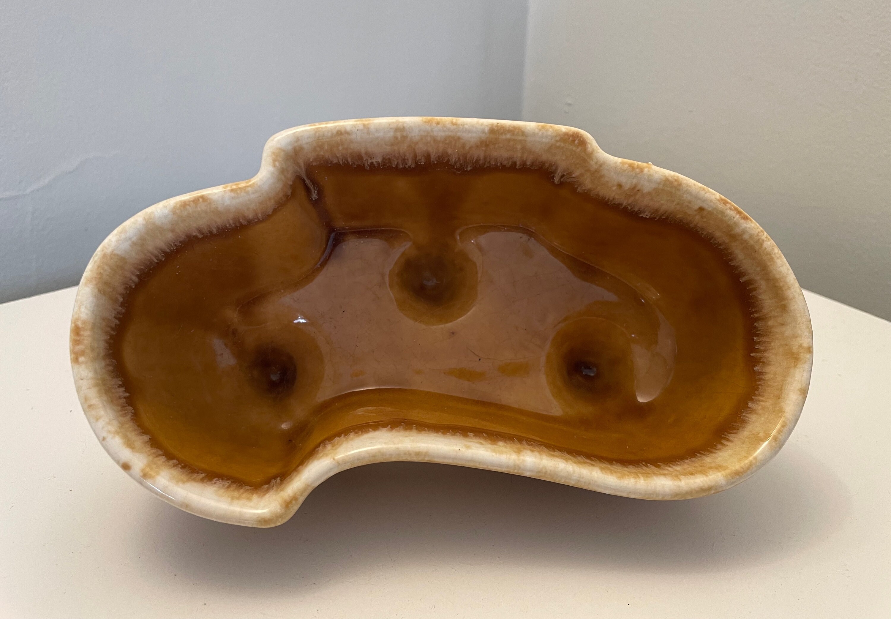 Set of Two Vintage Hull Drip Planters - Etsy