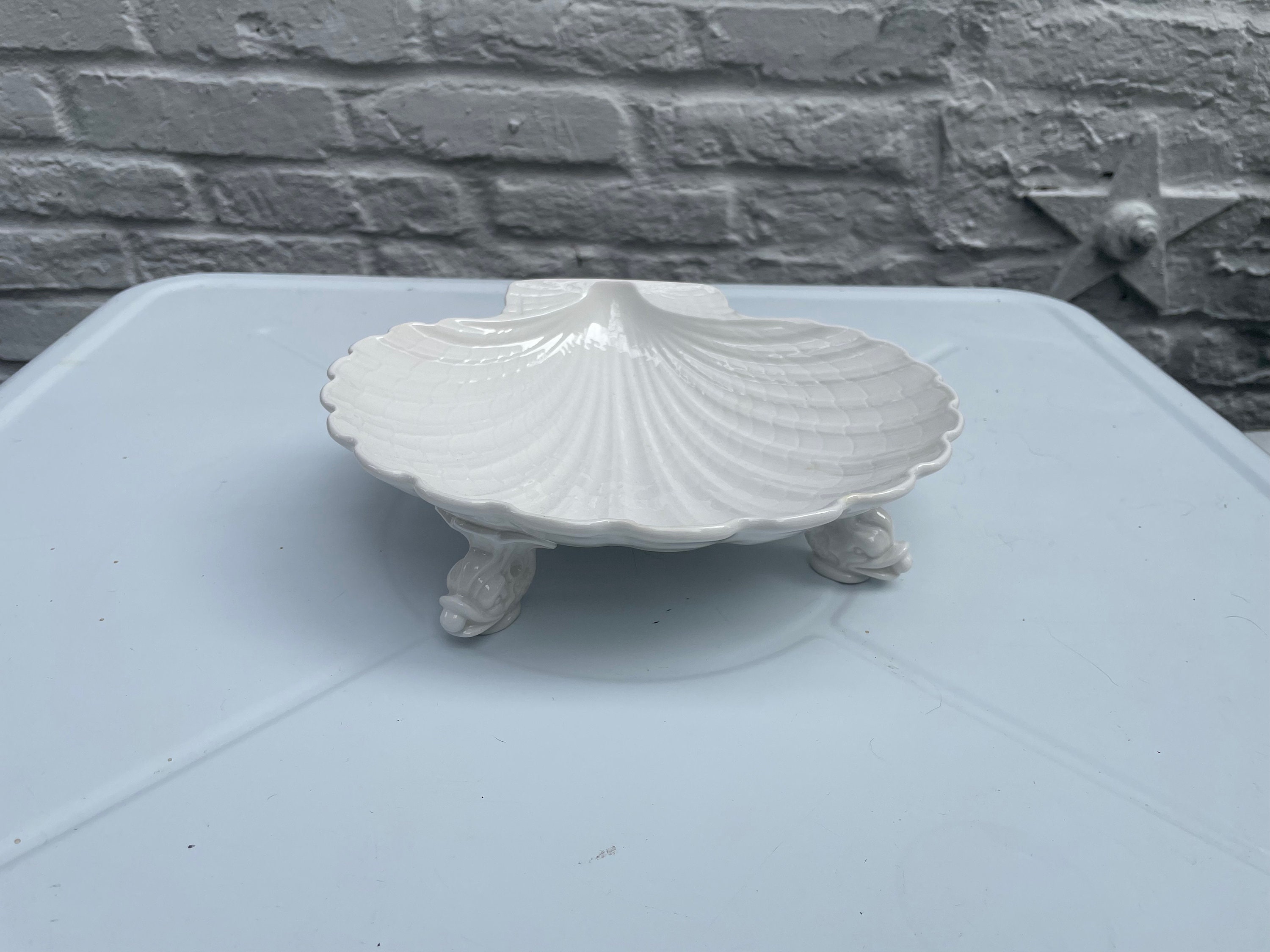 Spode Pedestal Shell Dish Sitting on 3 Dolphin Legs - Etsy