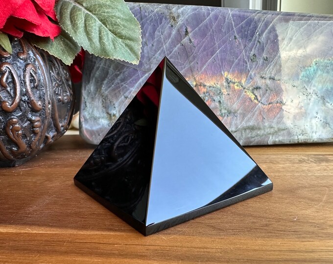 3 Obsidian Pyramid Root Chakra Protection Grounding - Etsy