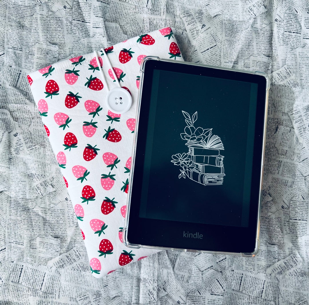 Strawberry Shortcake Book & Kindle Sleeve - Etsy