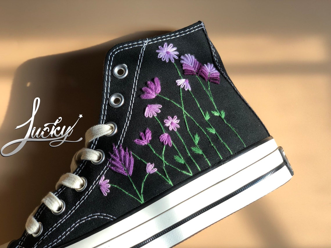 Embroidered Converse/ Converse Custom Flower Embroidery / - Etsy