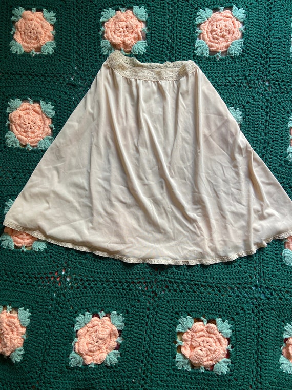 Vassarette Half Slip Small Gem
