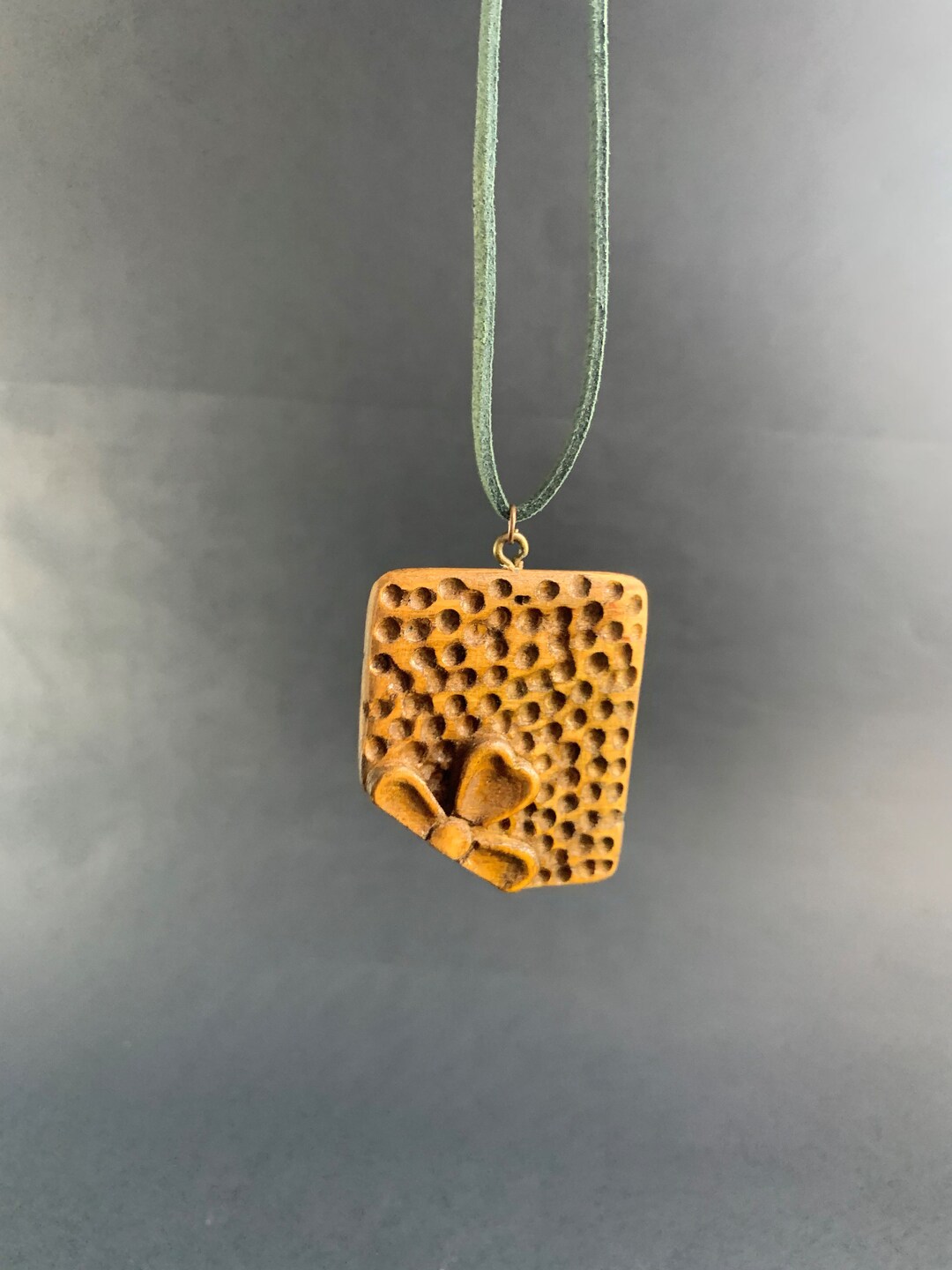 Daisy Carving Wooden Handmade Pendant Necklace, Nature Inspired Wood ...