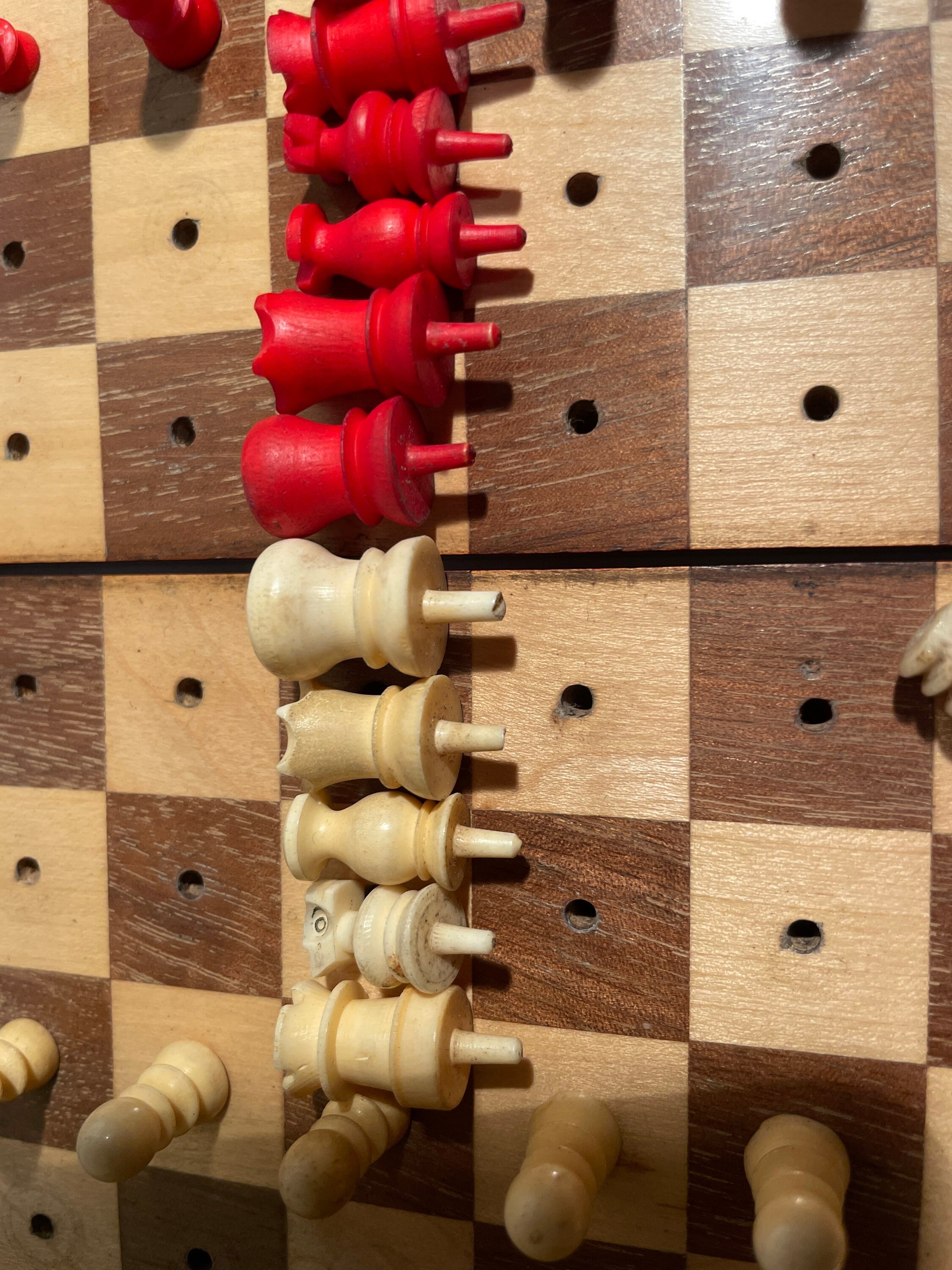 KA345 Antique Travelling Bone Chess Set in Manner of - Etsy