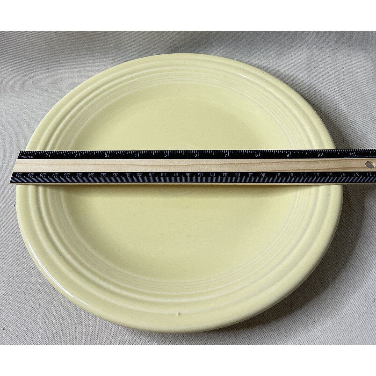Fiestaware Pale Yellow Dinner Plate Fiesta 10 1/2 HLC USA KK 1996 Lead ...