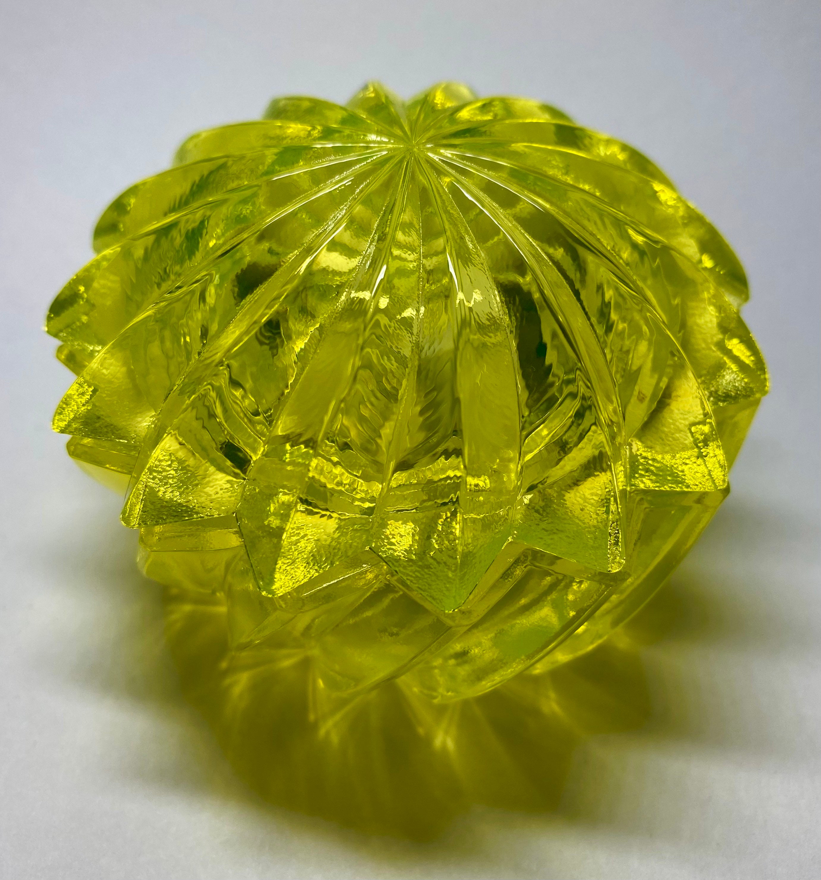Art Deco Uranium Glass Tiny Jewelry Box 1930's Czechoslovakia Vaseline ...
