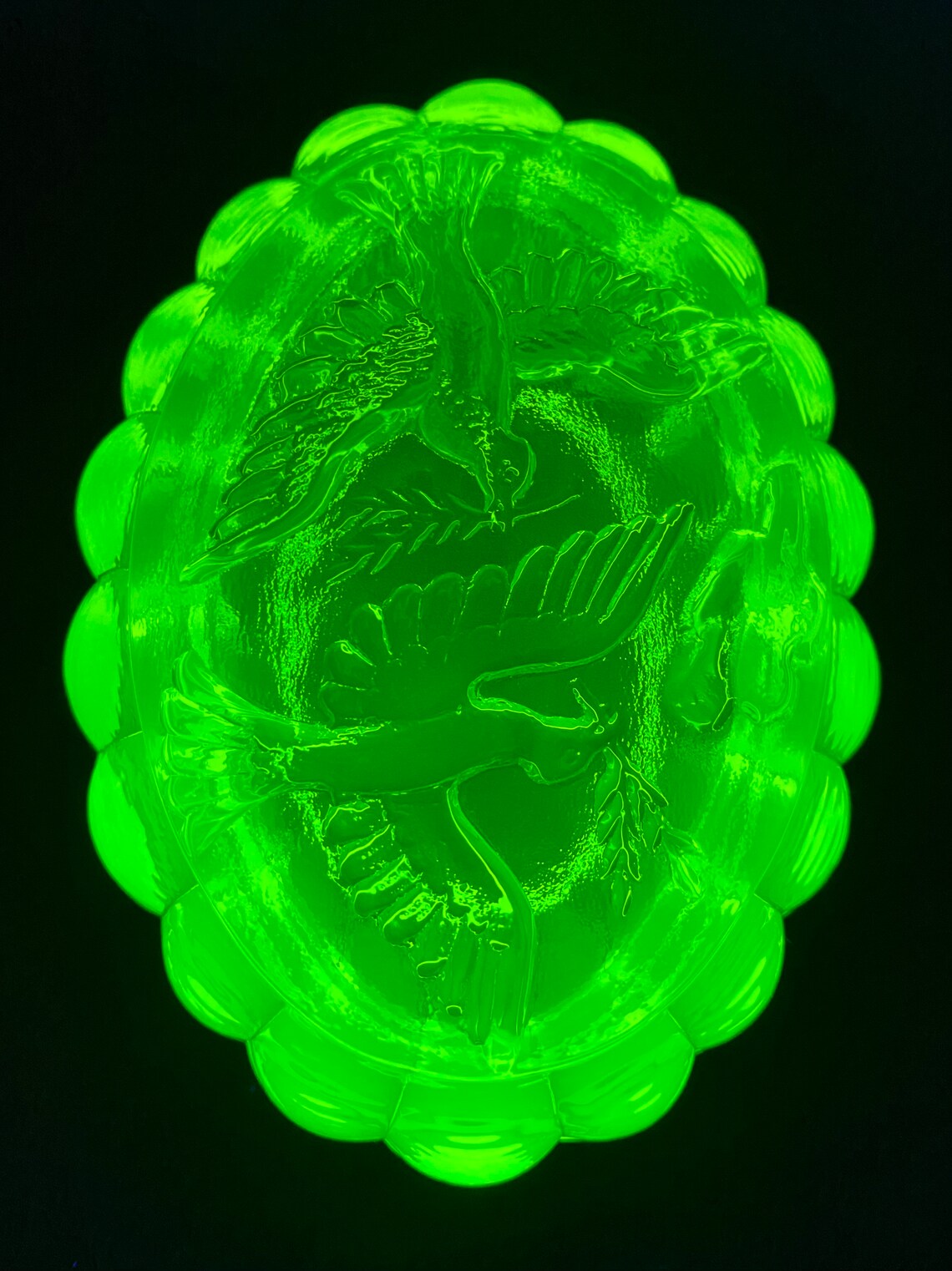 NEW LISTING Uranium Glass Jewelry Box 1930's Handmade in Czechoslovakia ...