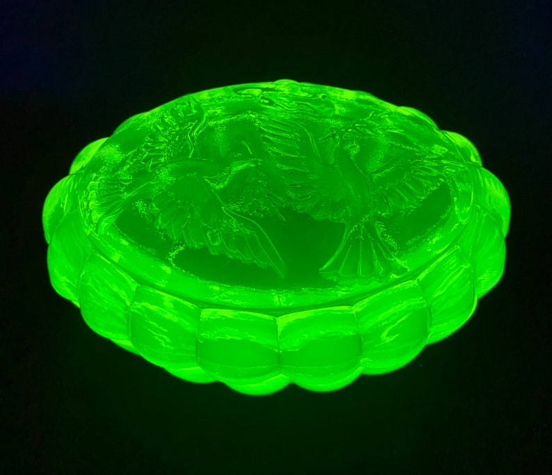 NEW LISTING Uranium Glass Jewelry Box 1930's Handmade in Czechoslovakia ...
