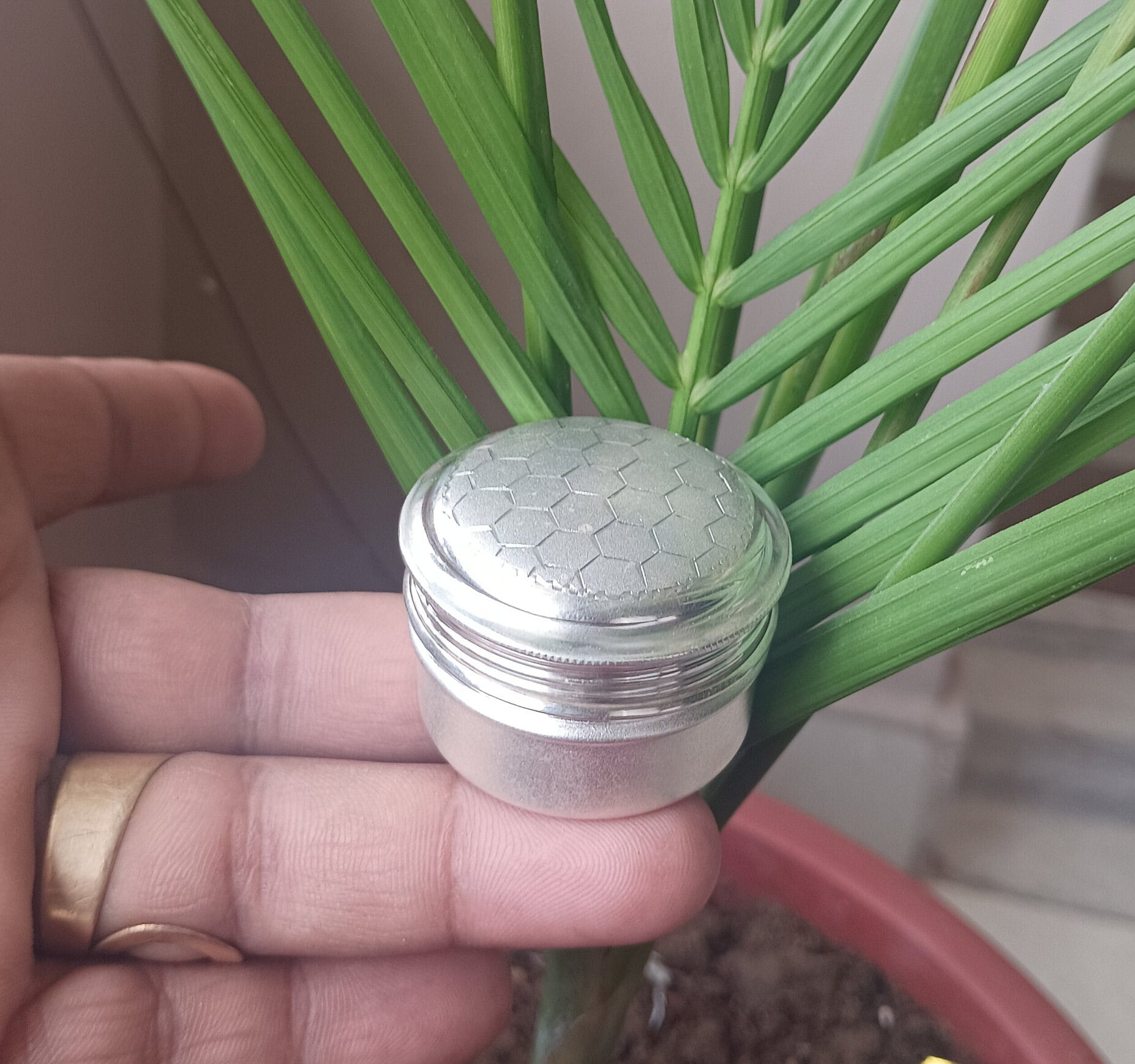 Pure Silver Sindoor Kumkum Box New Design Box Solid Silver Sindoor ...