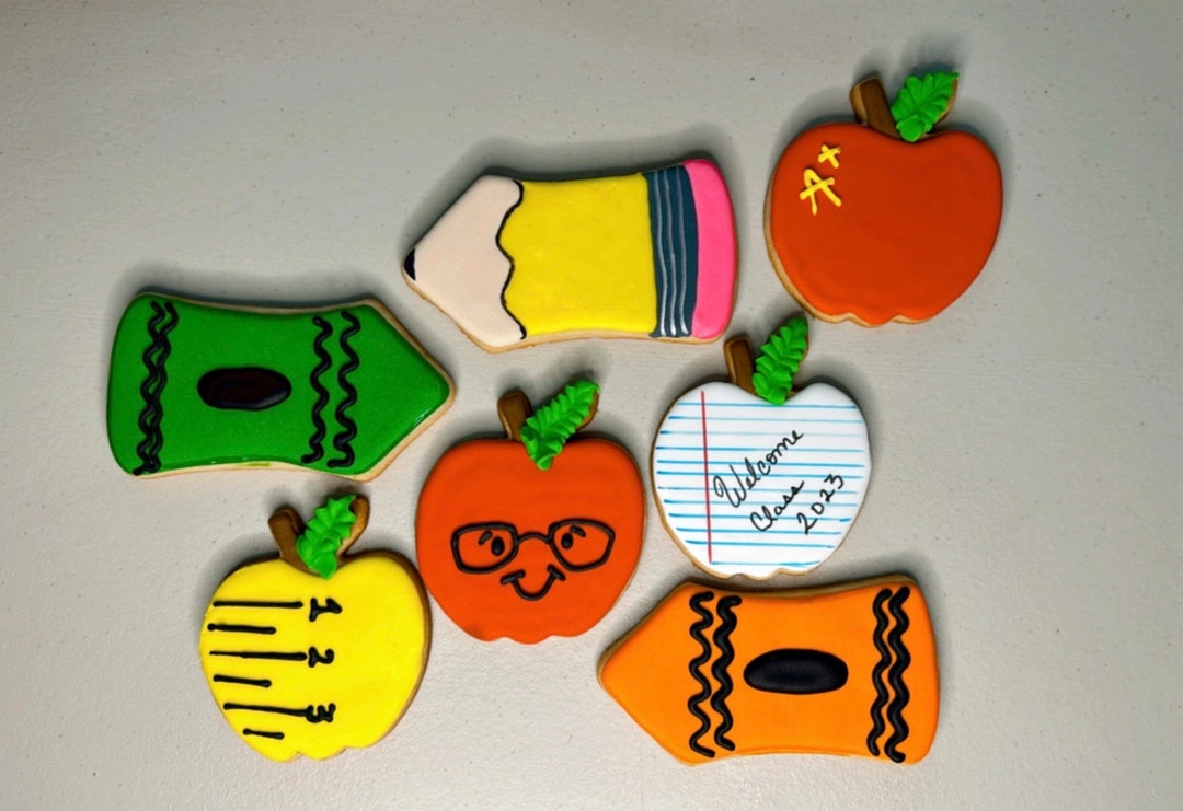 Decorated Cookies Back to School/ Back to School/ Back to School Theme ...