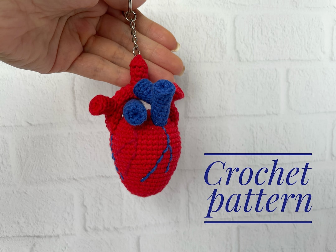 Crochet Anatomical Heart, Crochet Keychain Pattern - Etsy