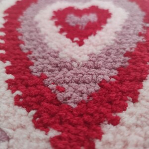 Heart Tapestry Pattern. Crochet Wall Hanging. Free: Mini-tutorial ...