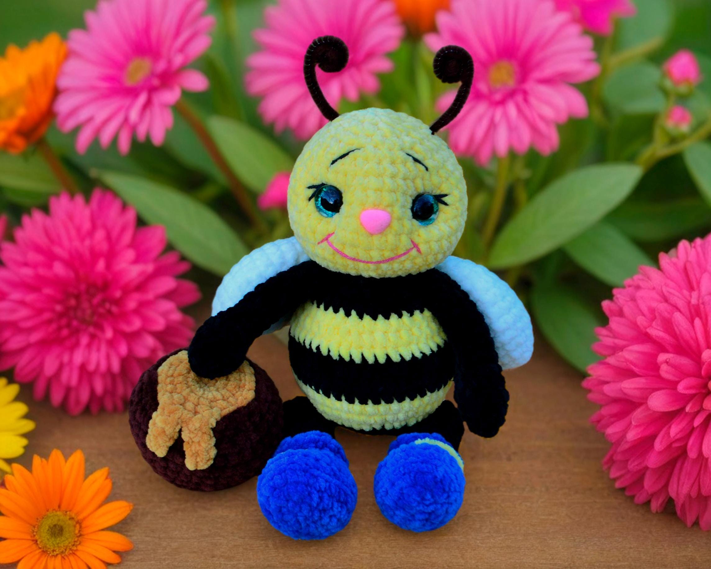 Crochet Bee Pattern. Plush Insect Amigurumi PDF Tutorial in English ...