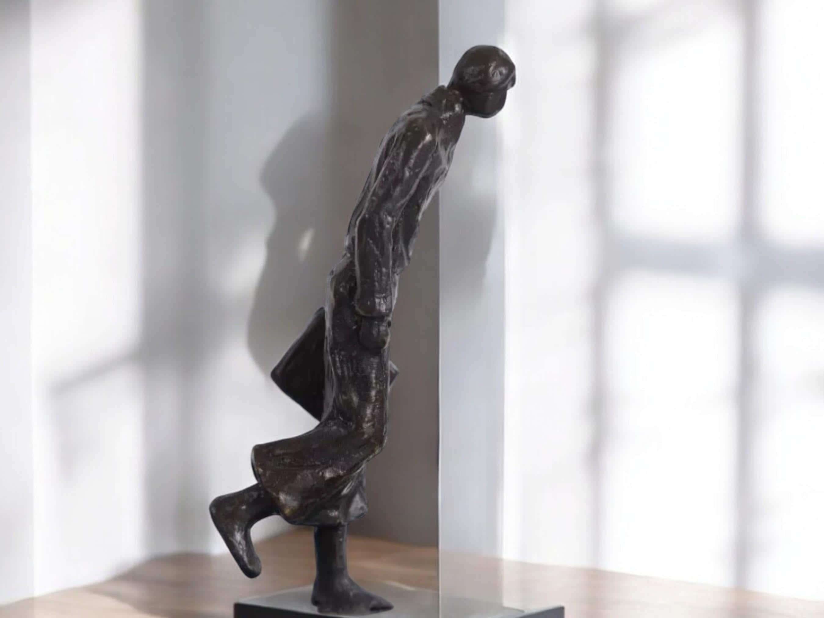 Minimalist Metal Character Sculpture, Abstract Figurines, Desktop ...