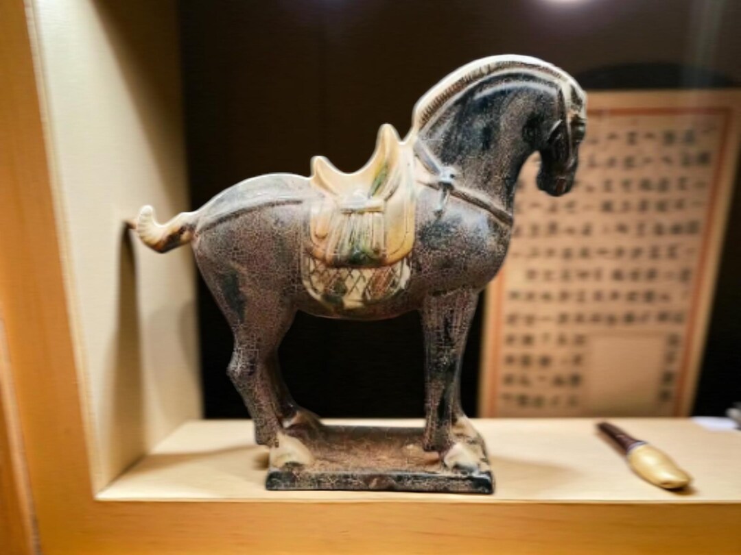 Tang Dynasty Horse Statue – Sancai Pottery, Resin Zodiac Figurine - Etsy