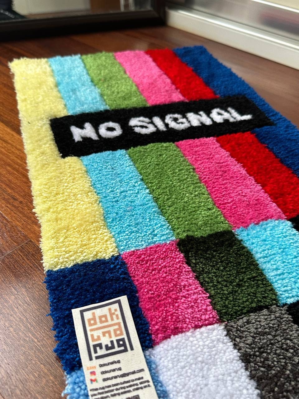 NO SIGNAL RUG / Colorful Handmade Rug, No Signal Tufted Rug, Television ...
