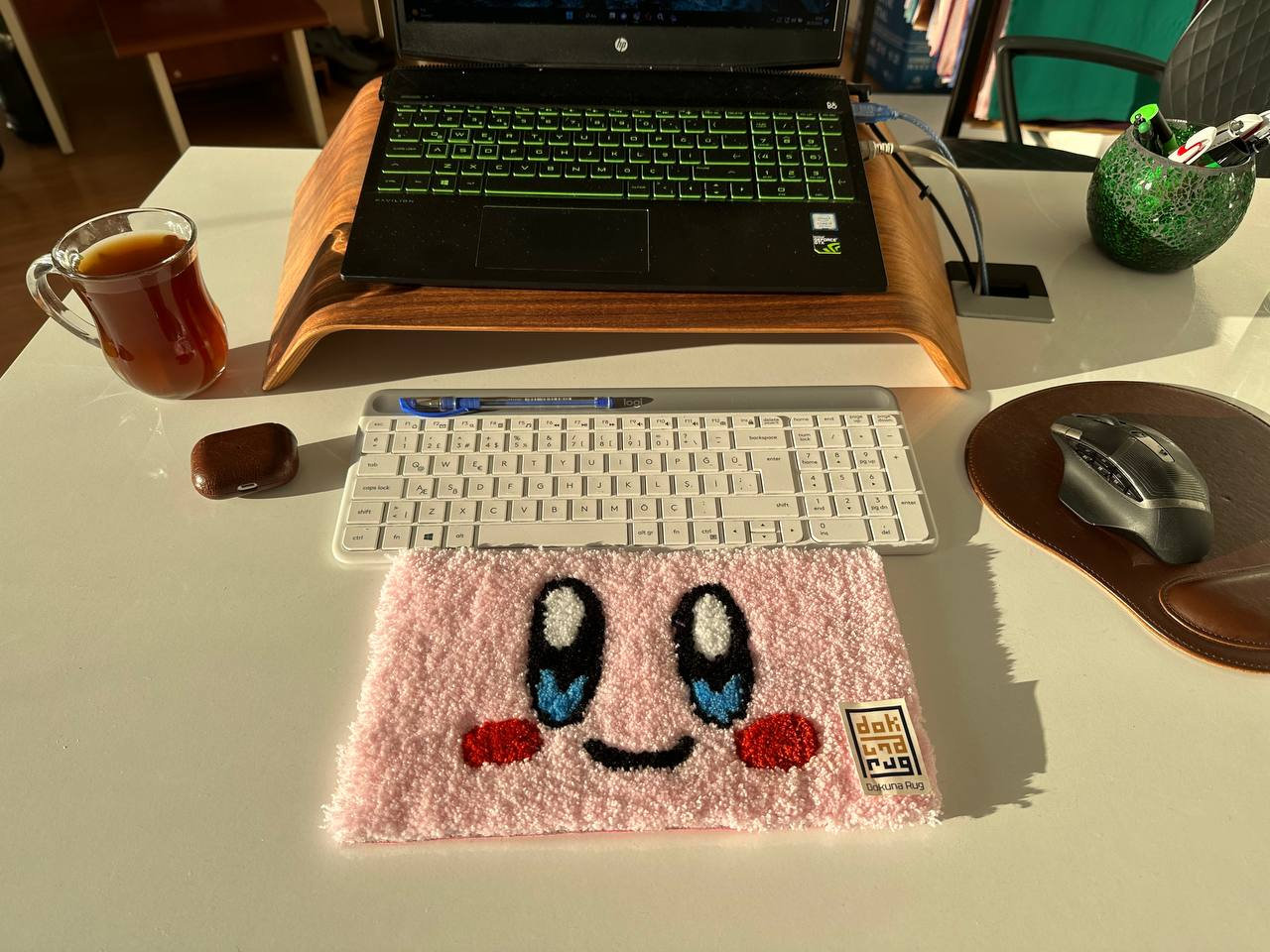 Kirby Keyboard Rug, Game Character Rug, Handmade Study Desk Rug, Tufted ...