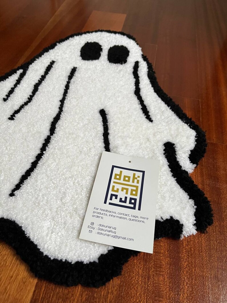 HALLOWEEN GHOST RUG / Different Sizes Tufted White Ghost Rug - Etsy