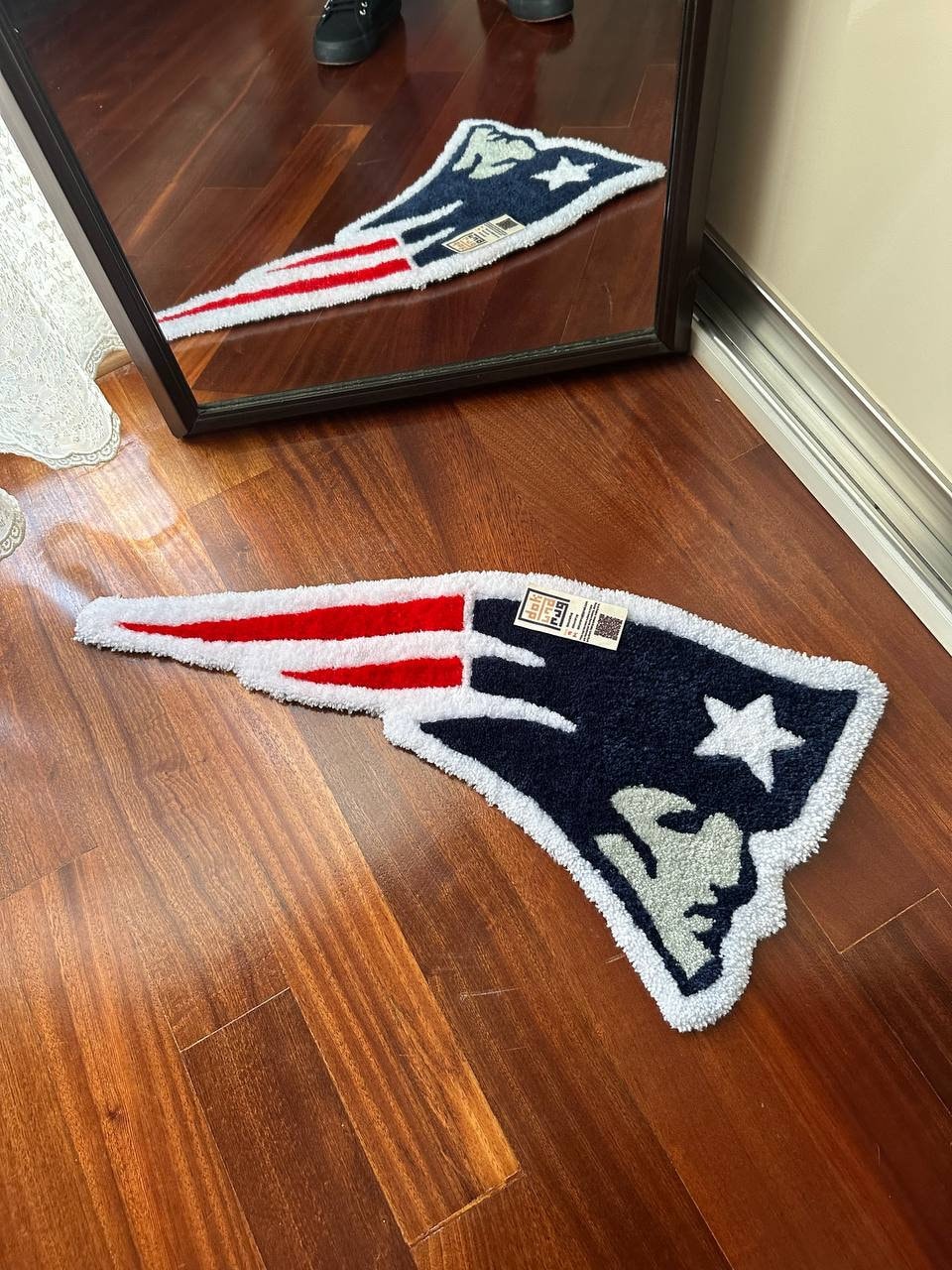 PATRIOT LOGO RUG / American Football Team Rug Handmade Tufted - Etsy