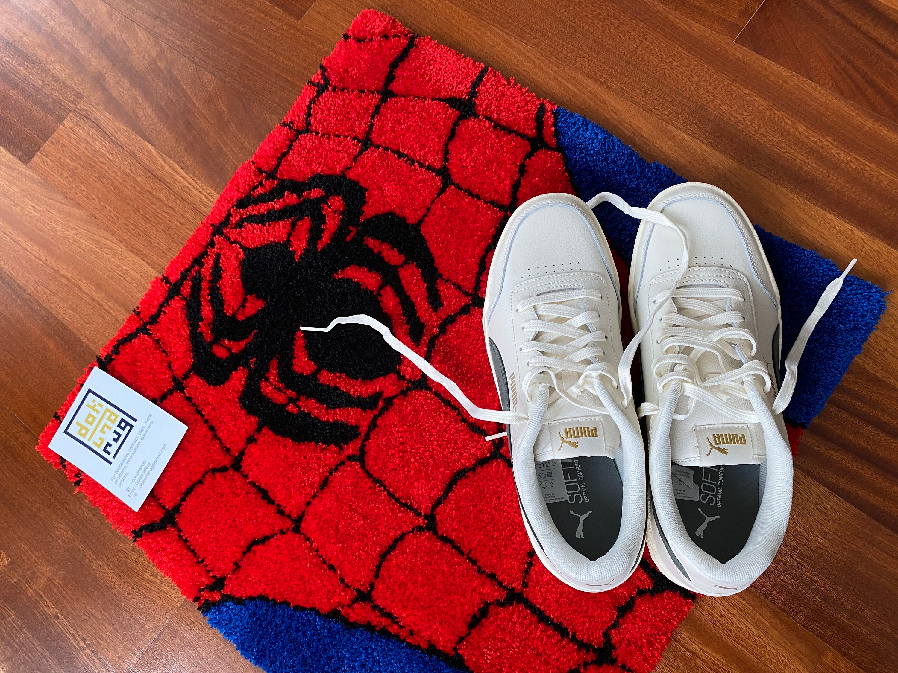 SPIDERMAN SUIT RUG / Super Hero Rugs, Different Sizes, Square Rug ...