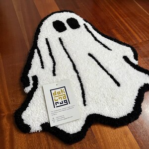 HALLOWEEN GHOST RUG / Different Sizes, Tufted White Ghost Rug, Handmade ...
