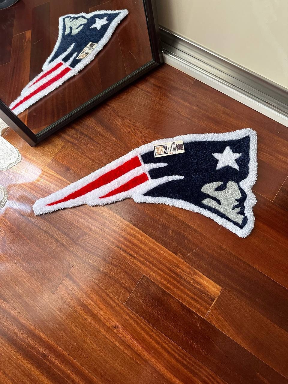PATRIOT LOGO RUG / American Football Team Rug Handmade Tufted - Etsy