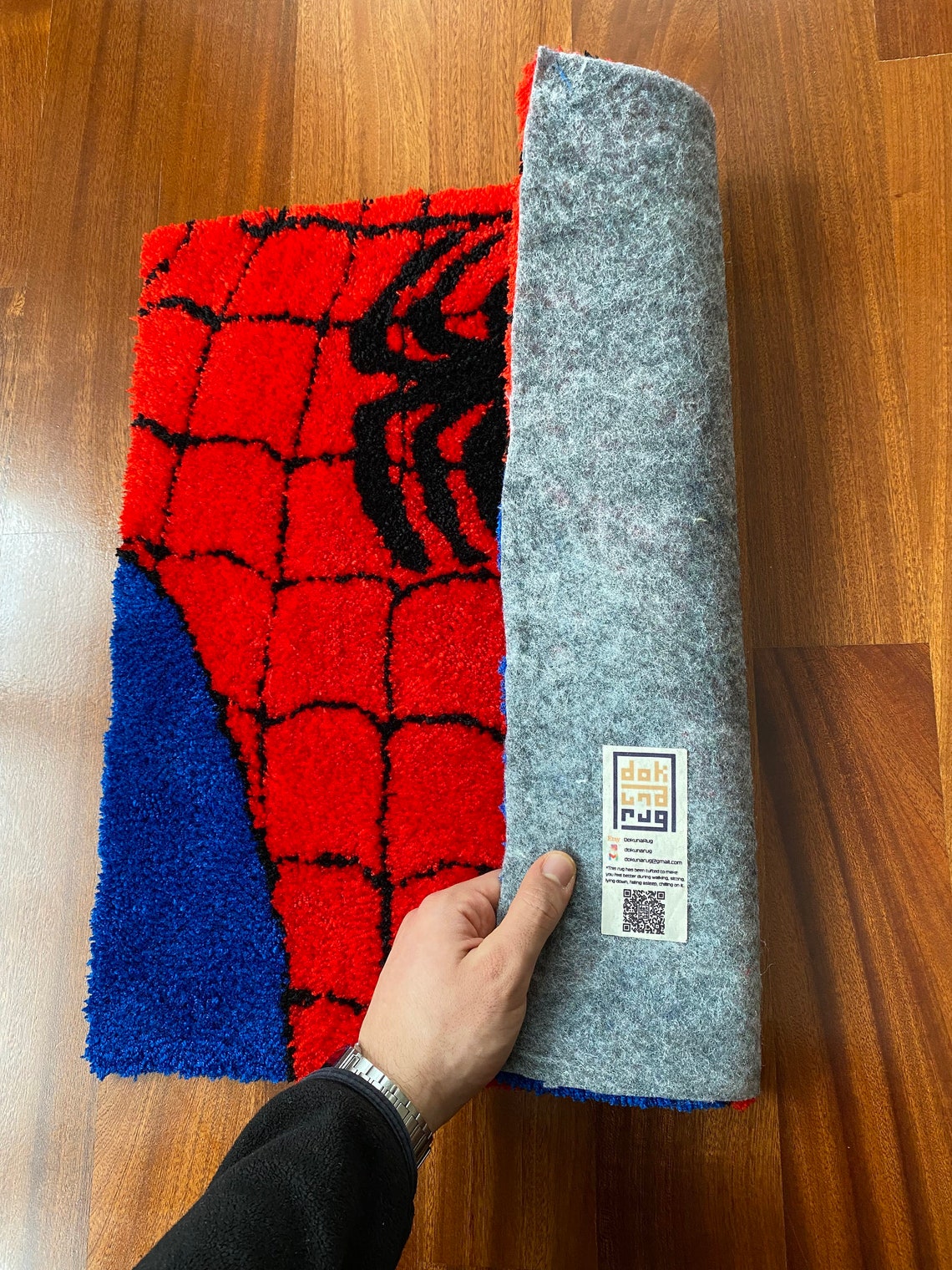 SPIDERMAN SUIT RUG / Super Hero Rugs, Different Sizes, Square Rug ...