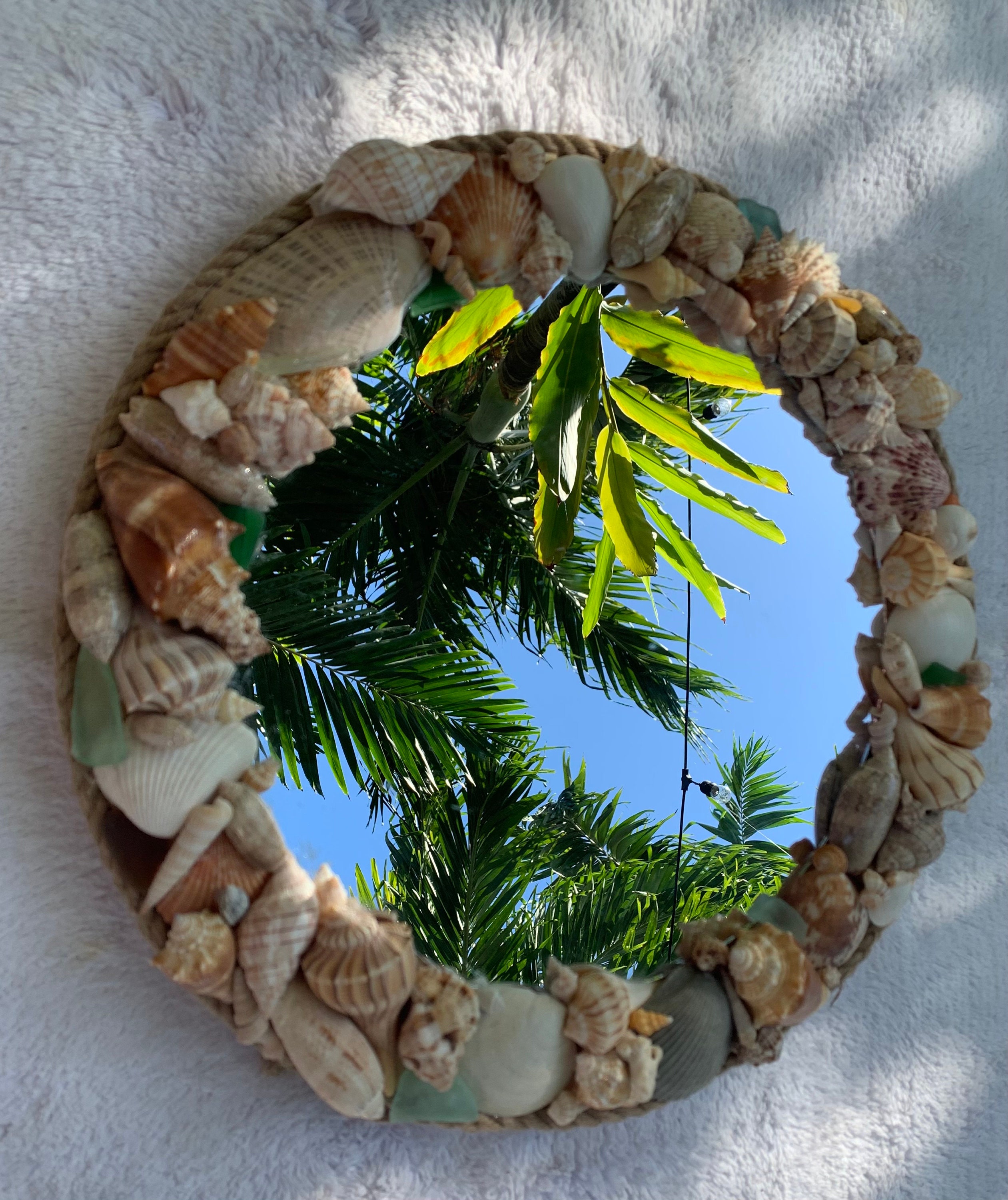 Coastal Round 14" Handmade Seashell Mirror - Etsy