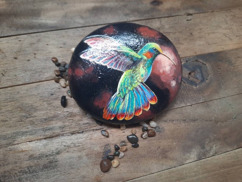 Hand Painted Stone Pretty Hummingbird Rock Painting Animal - Etsy