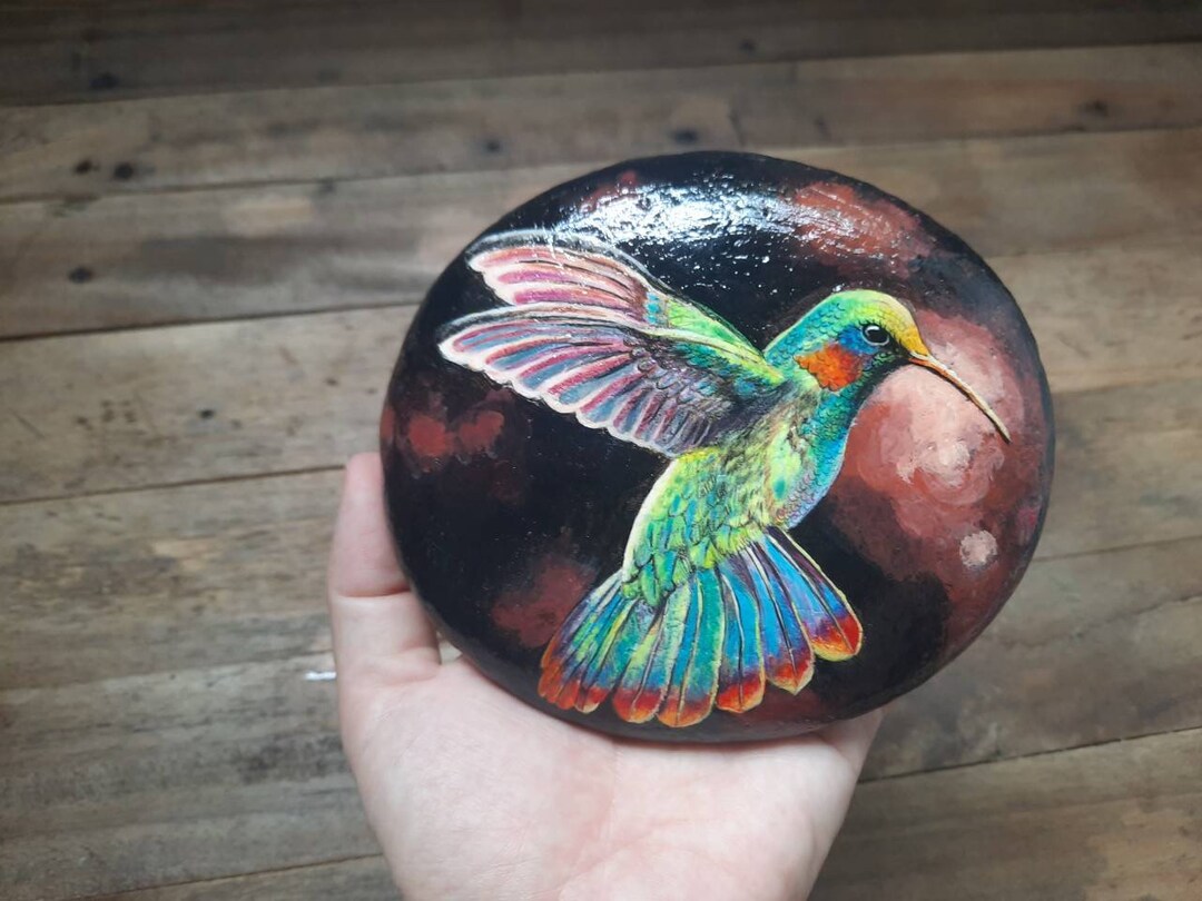 Hand Painted Stone Pretty Hummingbird Rock Painting Animal - Etsy
