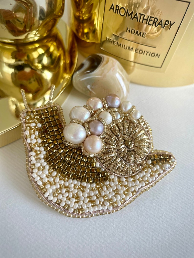 Beaded Brooch snail. Gold Beaded Brooch. Handmade Beaded - Etsy