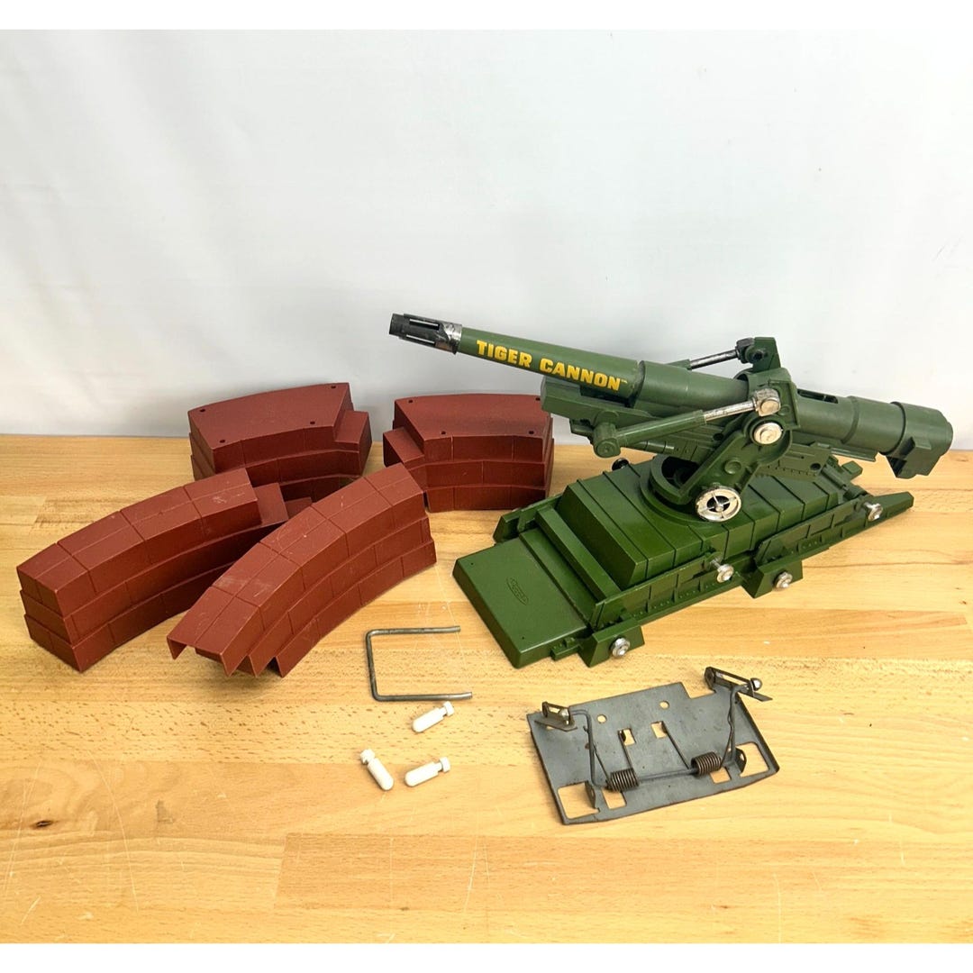 1966 Topper Toys Tiger Cannon & Exploding Wall Incomplete for Parts or ...