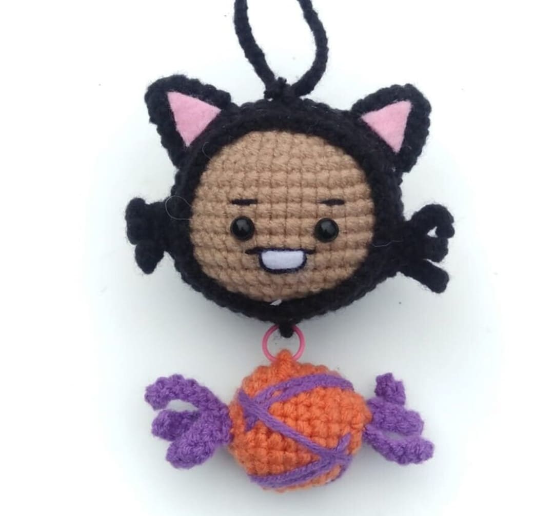 PDF Pattern || Amigurumi BT21 Shooky Halloween Keychain - Etsy