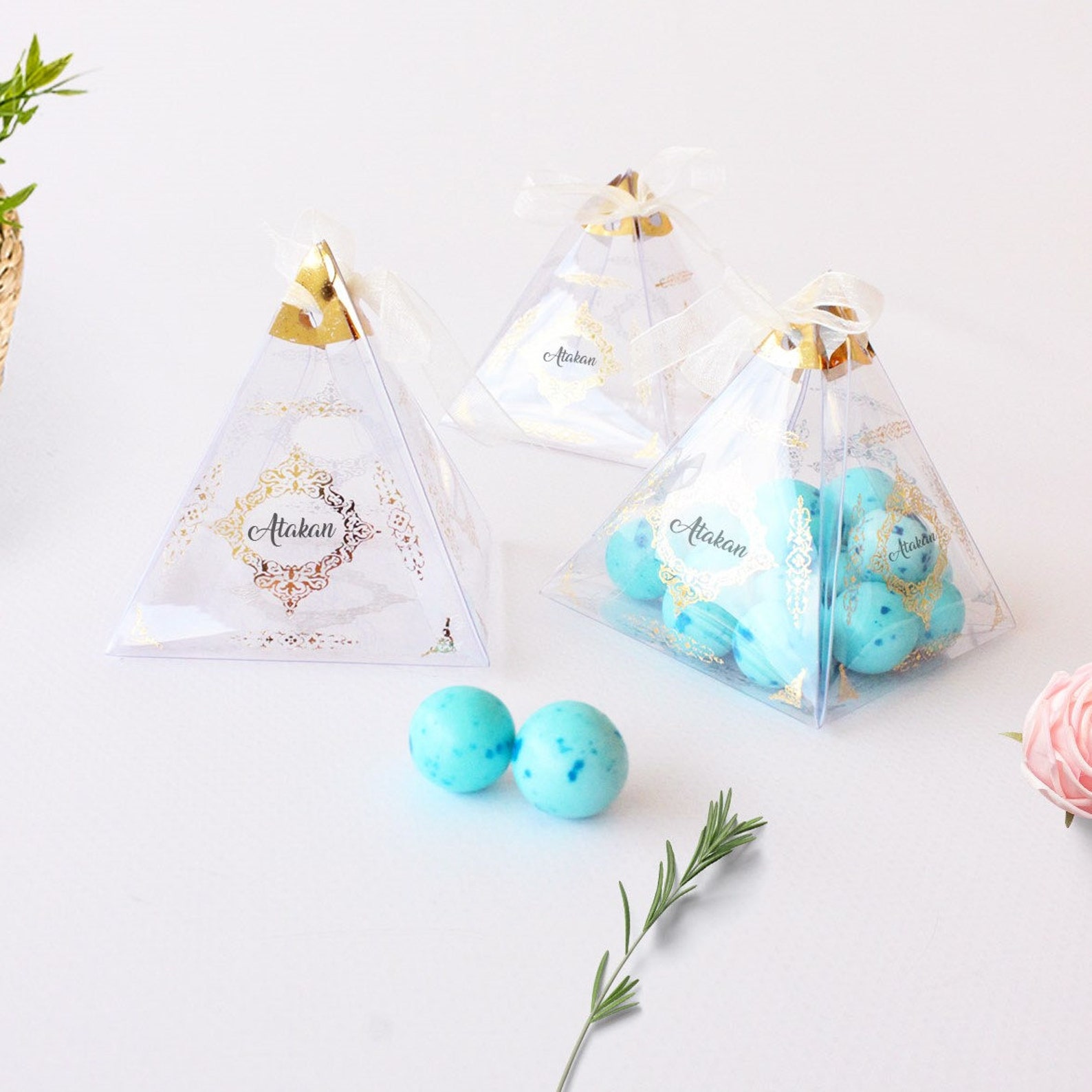 Personalized Pyramid Box Wedding Gift Box for Guests Guests - Etsy