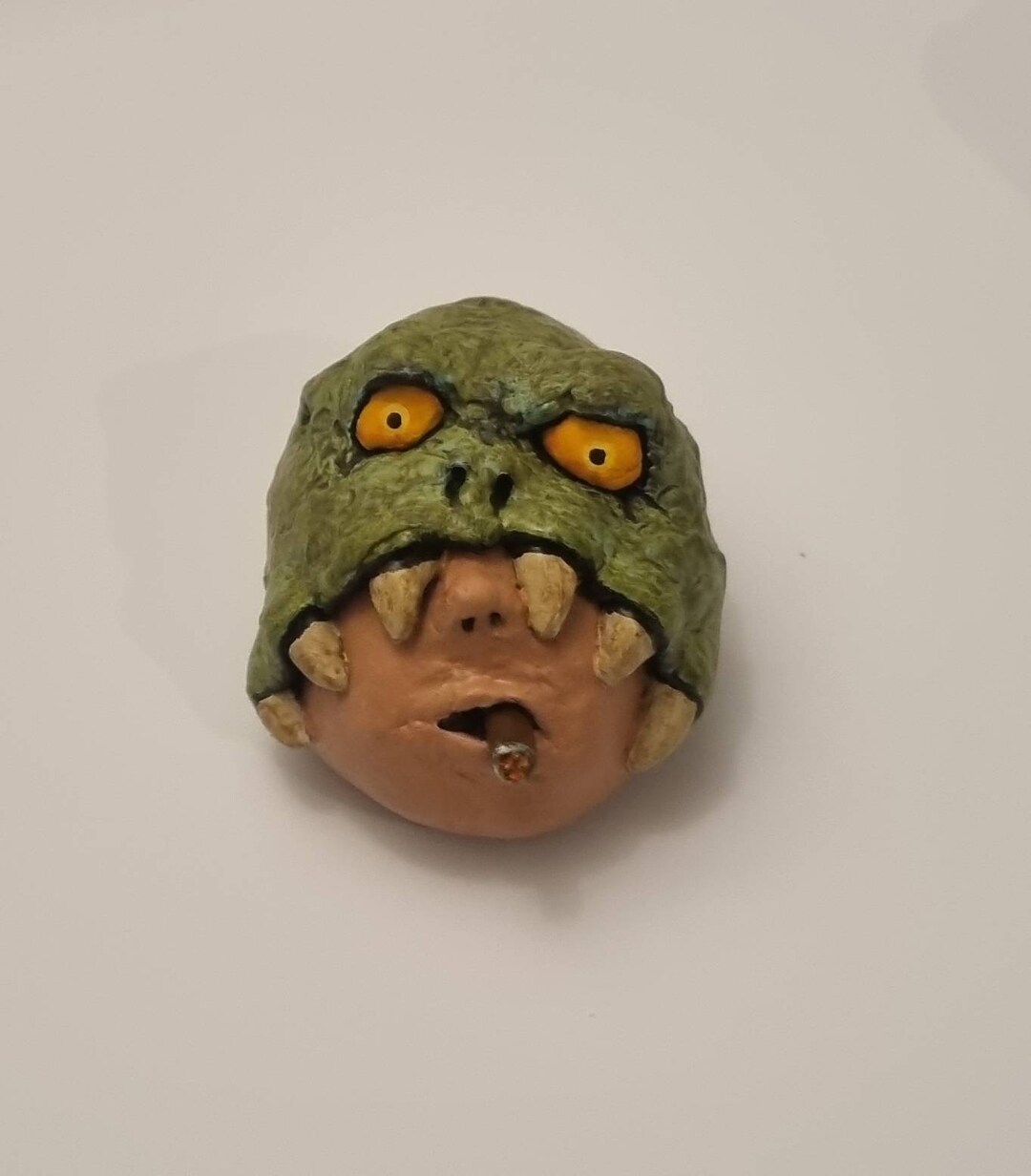 Alien Creepy Desk Ornament. - Etsy