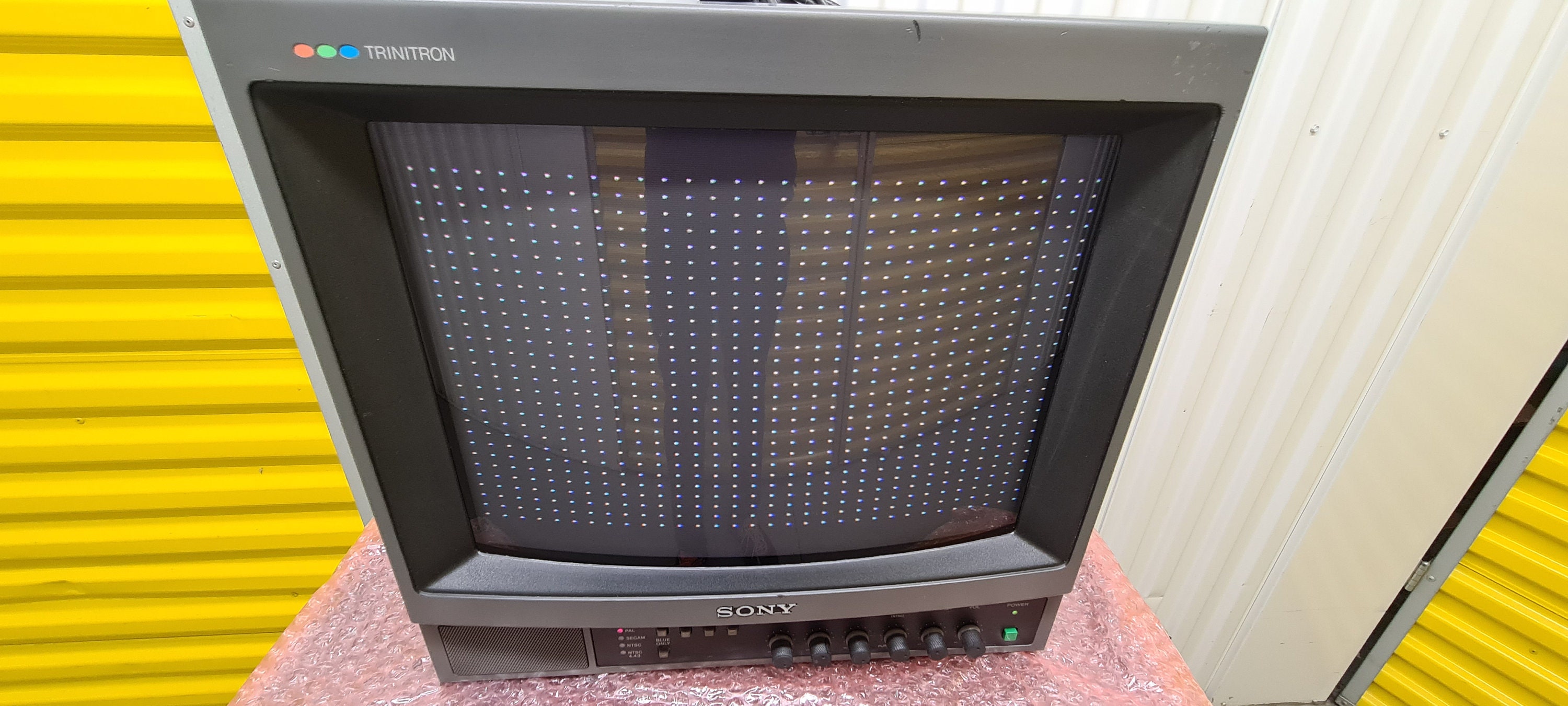 Sony Trinitron PVM-1440QM Video Colour Monitor in Excellent - Etsy