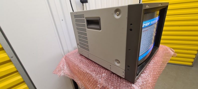 Sony Trinitron PVM-14L4 High Resolution Video Colour Monitor - Etsy ...