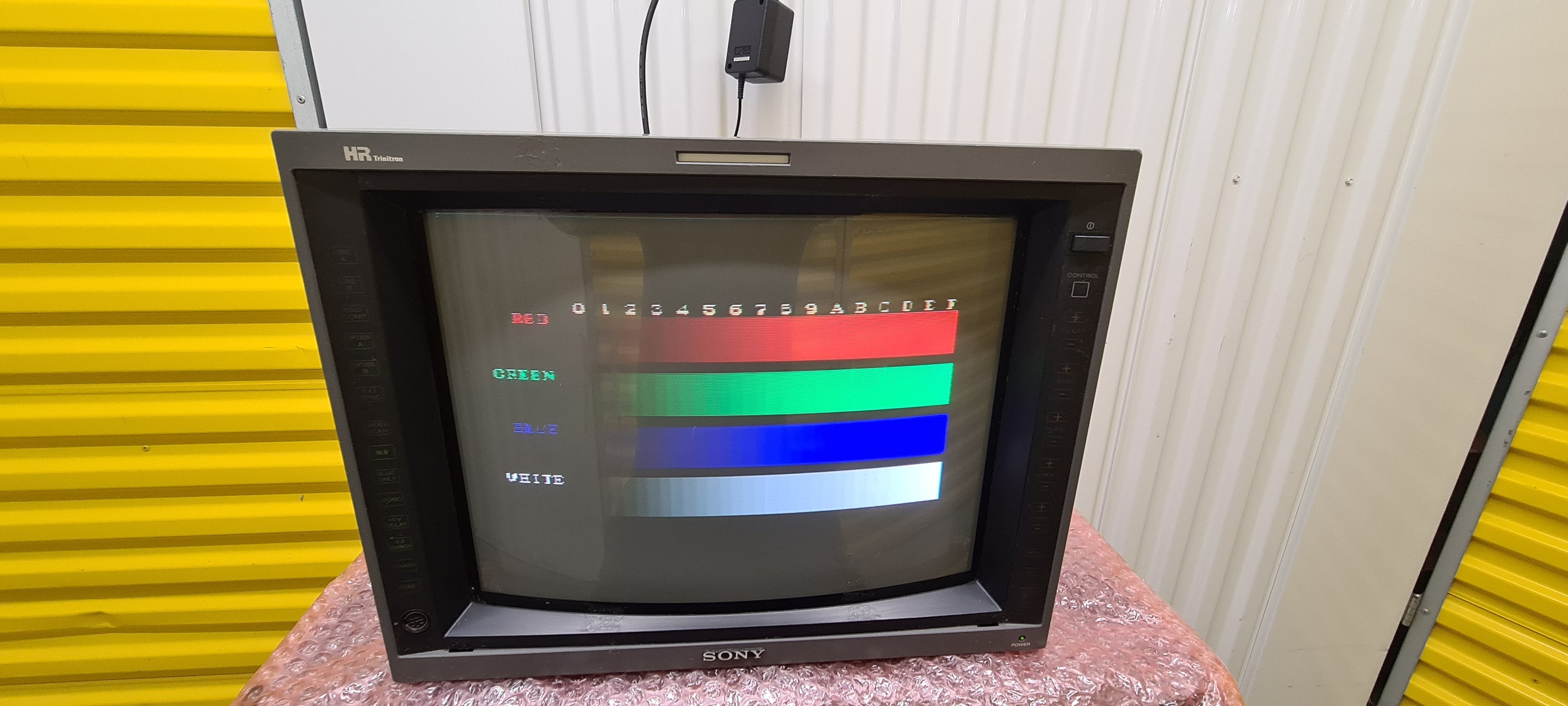 Sony Trinitron PVM-14L4 High Resolution Video Colour Monitor in Case - Etsy
