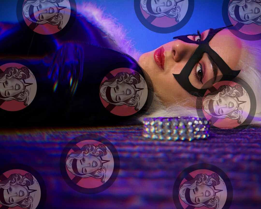 SIREN-EYED CAT *preorder* Cosplay Print - Etsy