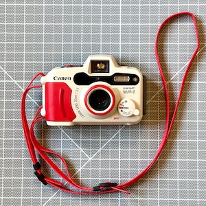 Canon Sure Shot WP-1 - 32mm F/3.5 - Waterproof - Vintage Canon Sure Shot WP-1 - 32mm F/3.5 - Waterproof - Vintage