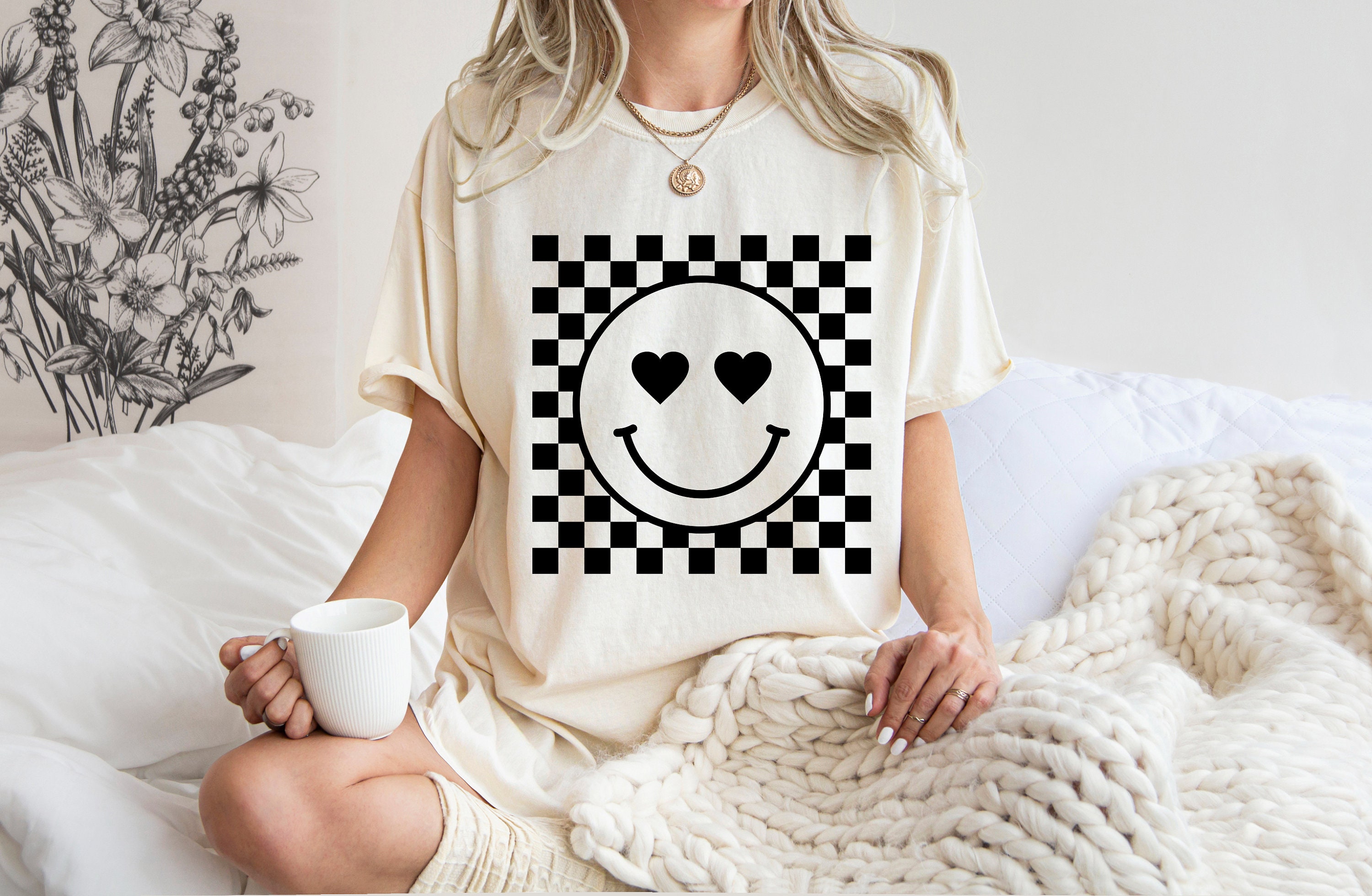 Comfort Colors® Checkered Smiling Face Heart Eyes Shirt, Valentines ...