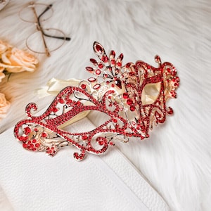 Masquerade Mask Luxury Crystal, Rhinestone Eye Red Mask, Elegant Party ...