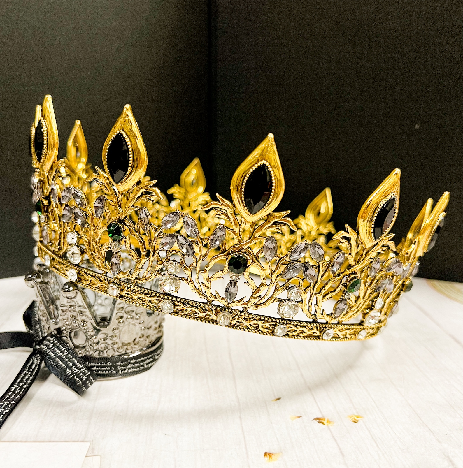 Gold King Crown for Men's, Black Sapphire Crystal Crown, Royal Princes ...