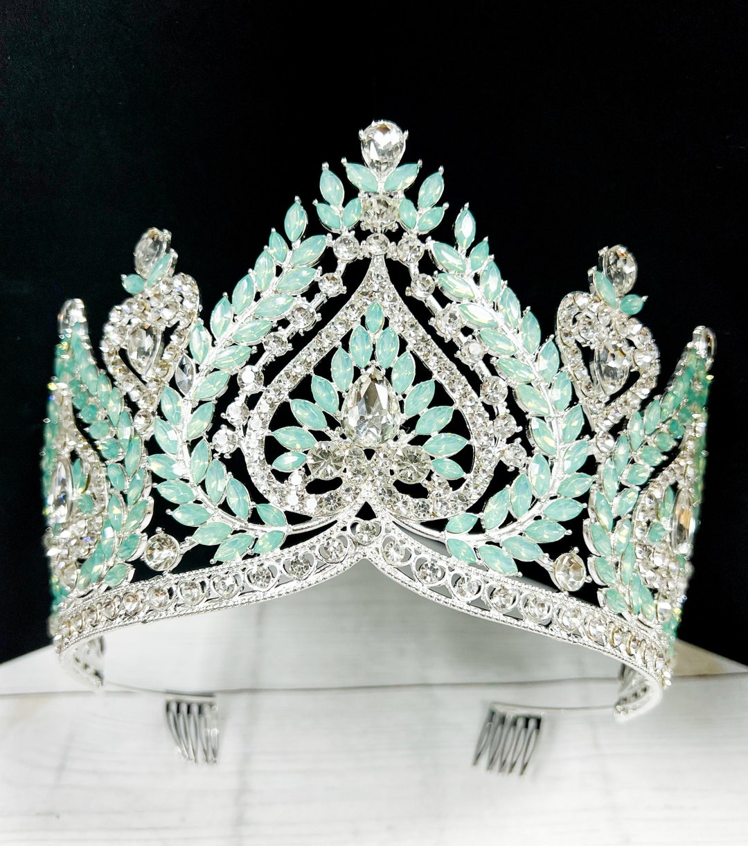 Queen of Spades Crown, Emerald Crystal Crown, Bridal Headpiece, Queen ...